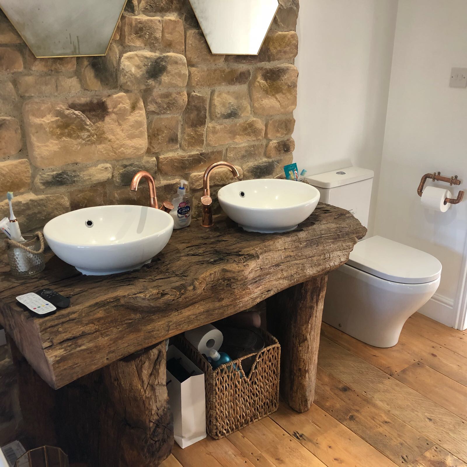 Unique Reclaimed Wood Worktops, Beautiful Bespoke Kitchen Units and ...